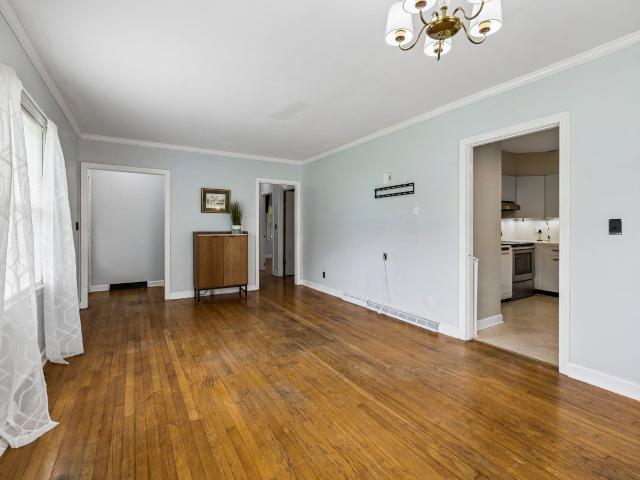111 Morrison St
