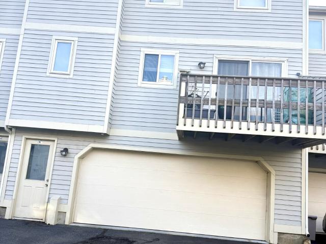 111 Mallane Ln, Unit 14D, Naugatuck, CT 06770 | MLS #24161