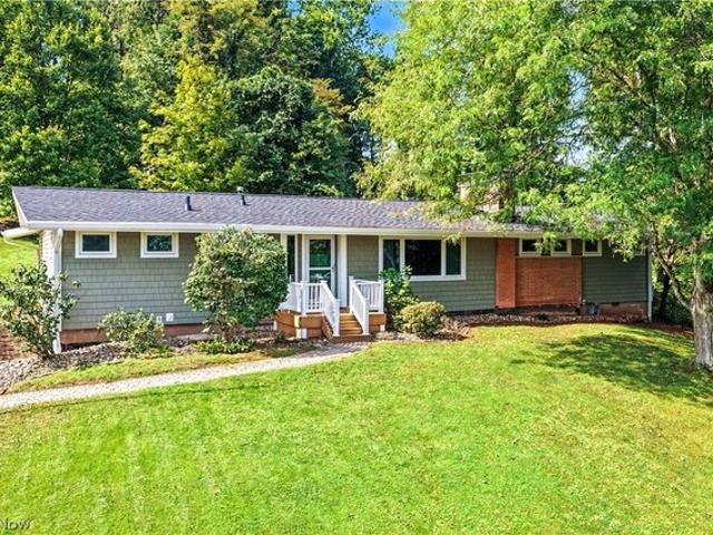 111 Marigold Ln, Marietta, OH 45750