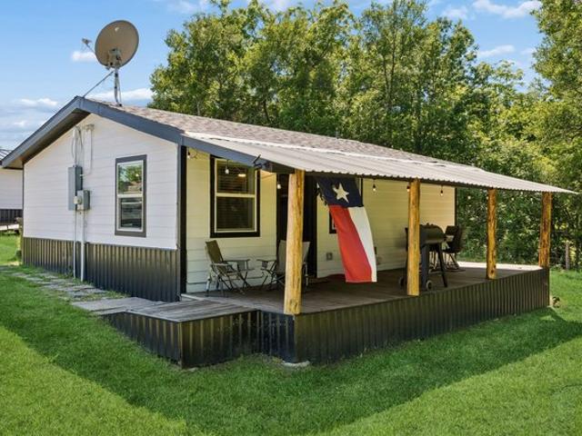 111 Mitchell Rd, Sherman, TX 75090