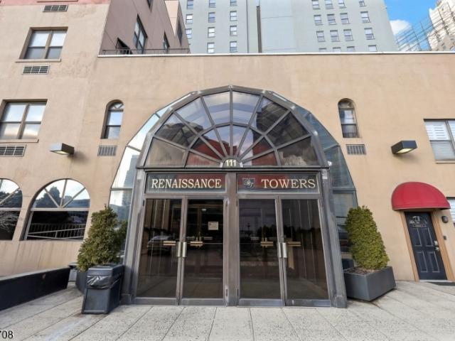 111 Mulberry St # 3T