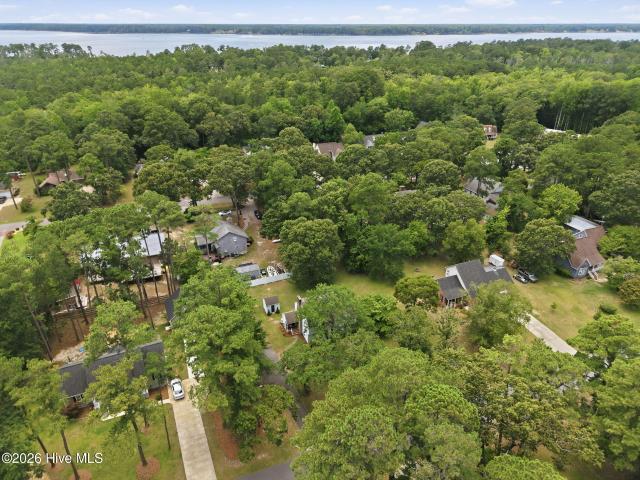 111 N Wedgewood Drive