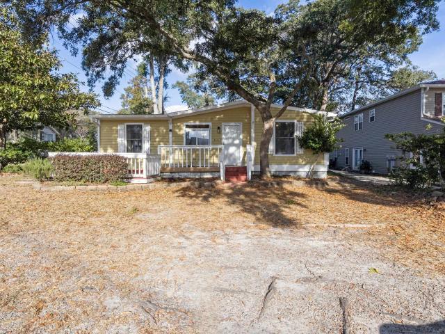 111 N Hollywood Dr. Unit B