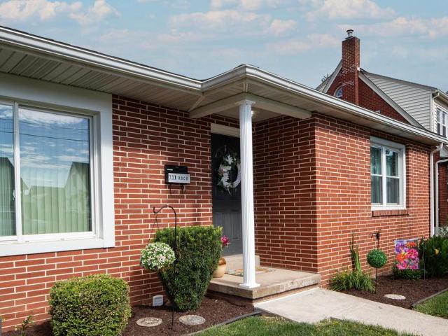 111 N Race Street