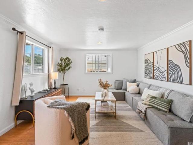 111 N Railroad Ave, San Mateo, CA 94401