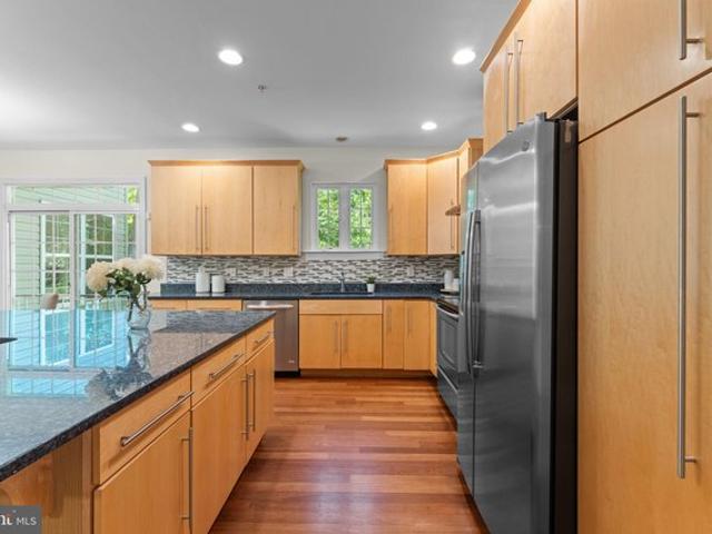 111 Notley Rd, Fort Washington, MD 20744