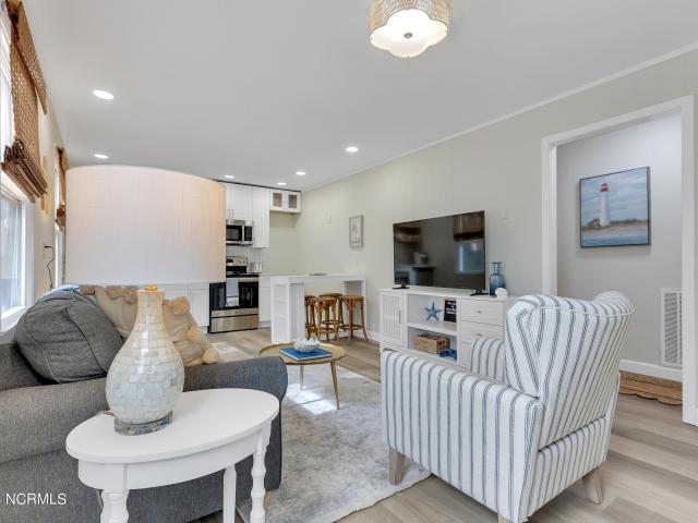 111 NE 19th Street # D