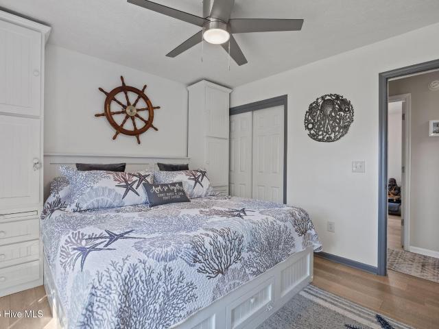 111 NW 10th St, Oak Island, NC 28465 | MLS #100571