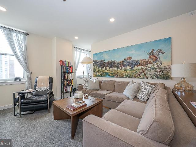 111 S 15th St, Unit 2001, Philadelphia, PA 19102 | MLS #PAPH2602 | Compass