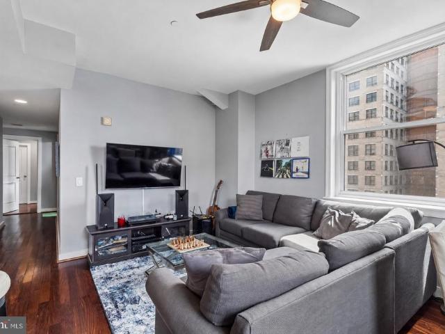 111 S 15Th Street # 1803