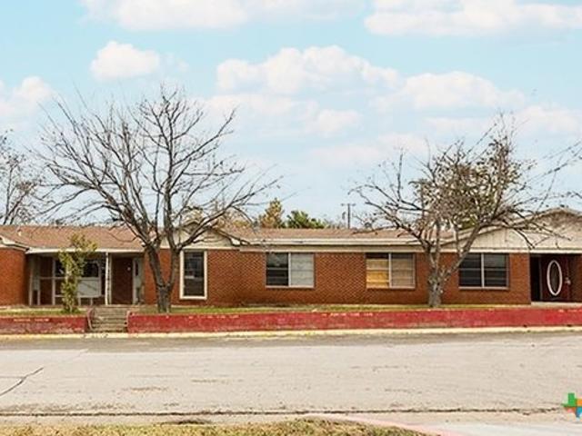 111 S 33rd St, Temple, TX 76504