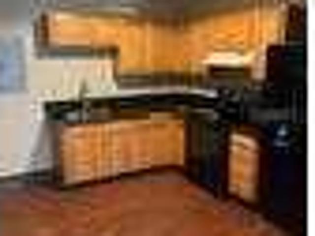 111 S Collins St #APT 4, Plant City, FL 33563