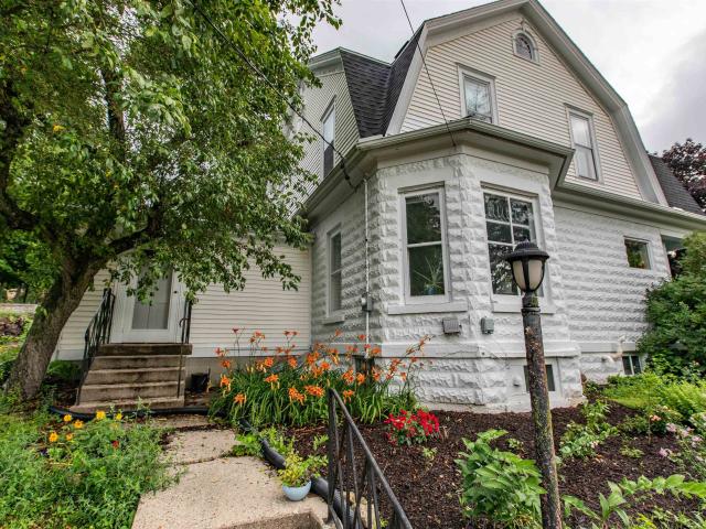 111 S Iowa Street