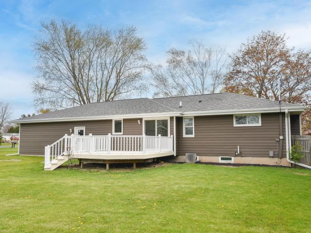 111 S Middle Rd