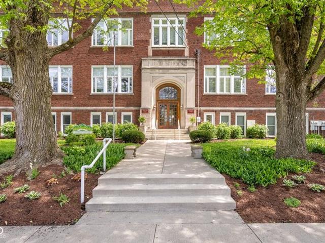 111 S Spring St Apt 204, Greencastle, IN 46135