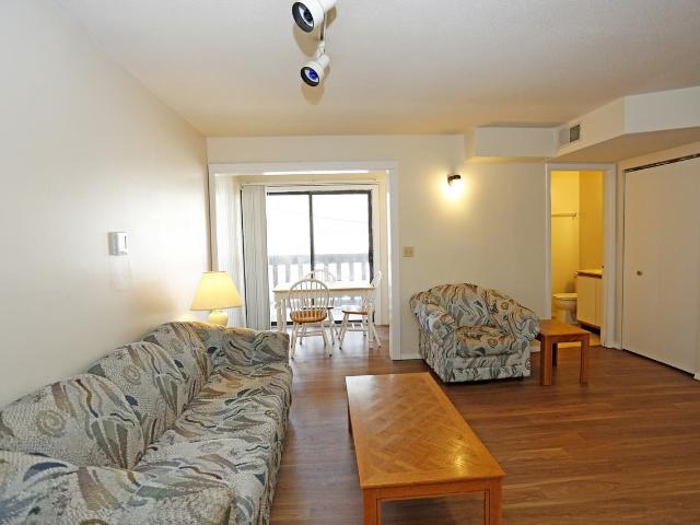 111 South Lincoln Avenue 2 Bedroom Apartment for Rent at 111 S Lincoln Ave, Urbana, IL 61801