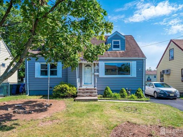 111 Sonora Ave, Iselin, NJ 08830