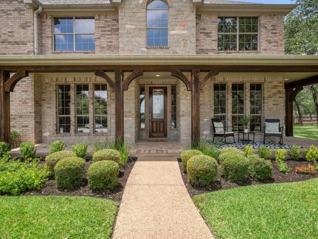 111 Sand Hills Cv