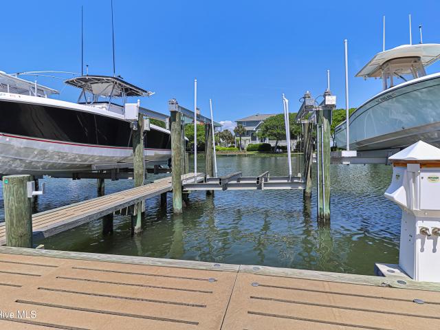 111 Sea Isle North Drive # & Slip 7