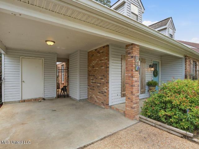 111 Shadow Hill Drive