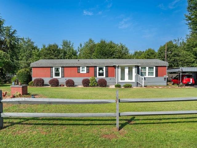 111 Sherland Dr, Boiling Springs, SC 29316