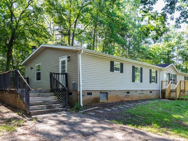 111 Shoals Court