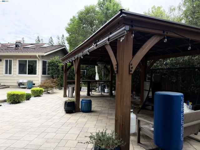 111 Silver Cloud Place