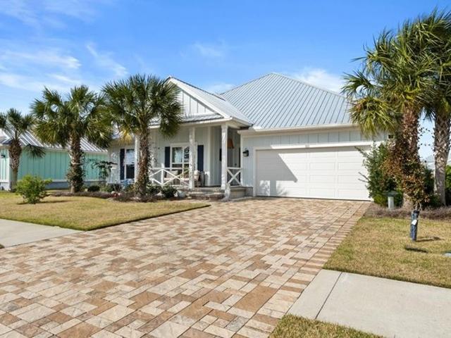 111 St Christopher St, Mexico Beach, FL 32456
