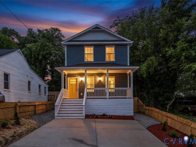 111 St Matthew St, Petersburg, VA 23803