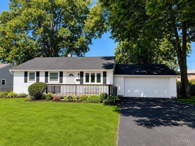 111 Stadia Dr, Franklin, OH 45005