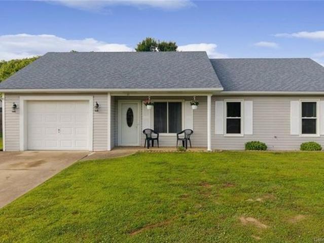 111 Stark Dr, Borden, IN 47106
