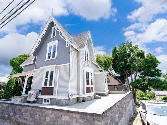 111 Summer St Apt 1, Haverhill, MA 01830
