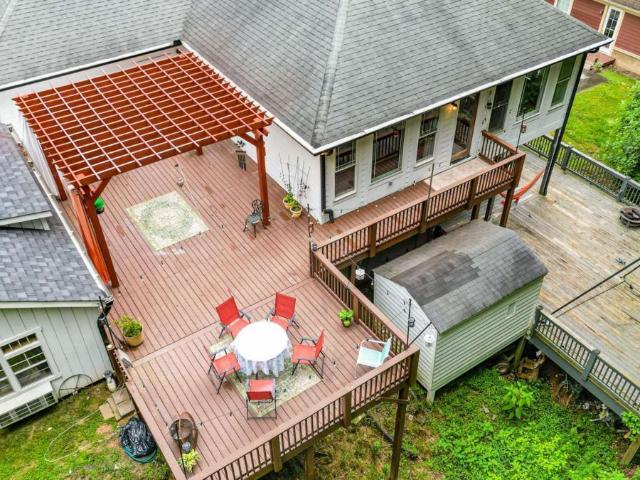 111 Summit View Drive