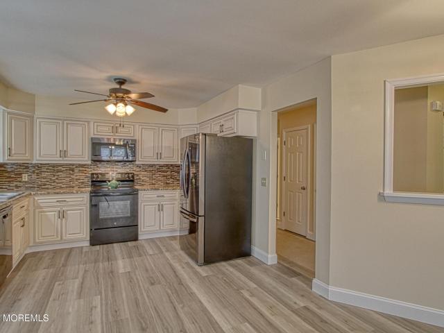 111 Sunset Road Unit 60