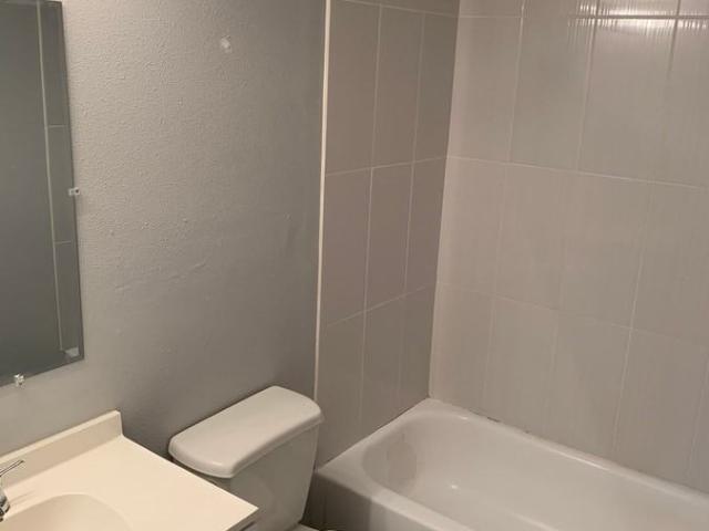 111 SW Madison Cir N, St Petersburg, FL 33703 1 Bedroom Apartment for Rent at 111 Sw Madison Cir N, St. Petersburg, FL 33703 Edgemoor