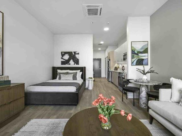 111 Point 1 Bedroom Apartment for Rent at 111 W Illinois St, Chicago, IL 60654 Near North Side