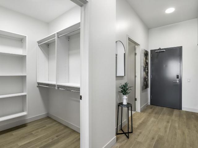 111 Point 2 Bedroom Apartment for Rent at 111 W Illinois St, Chicago, IL 60654 Near North Side