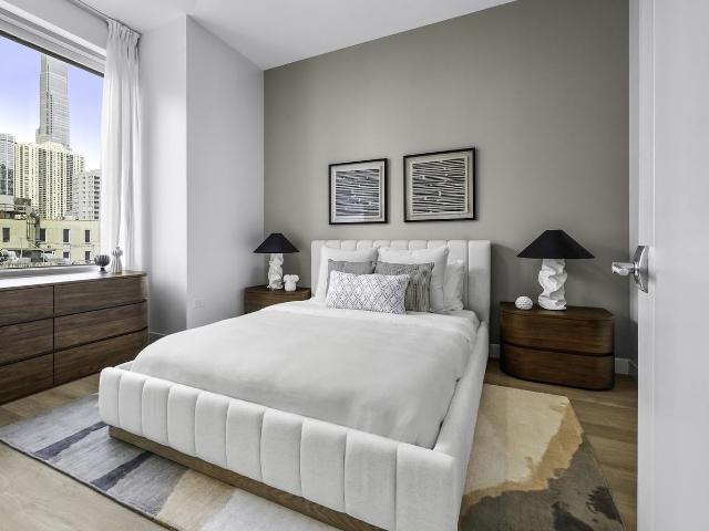 111 Point Studio Apartment for Rent at 111 W Illinois St, Chicago, IL 60654 Near North Side