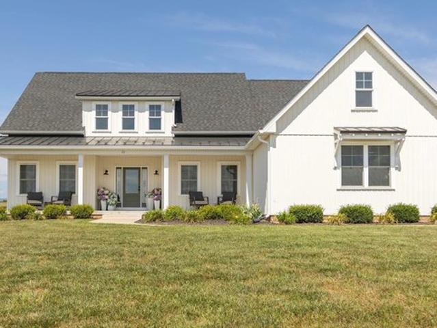 111 Pomme Cir, Stephens City, VA 22655