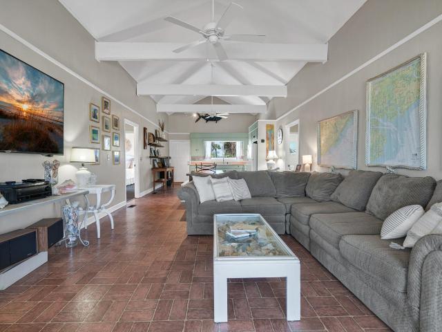 111 Palmetto Boulevard