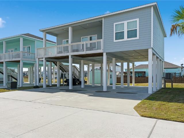 111 Paradise Drive