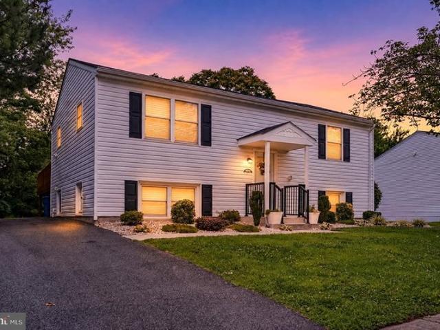 111 Park Towne Dr, Elkton, MD 21921