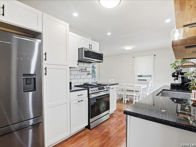 111 Pennystone Ave