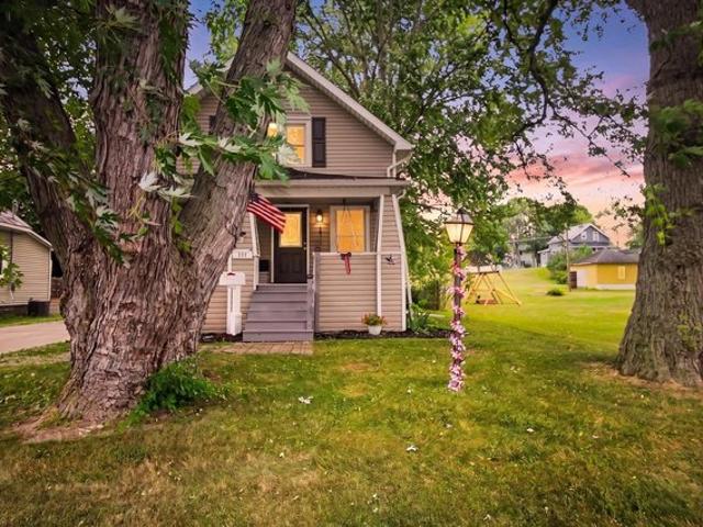 111 Penrith Ave, Alma, MI 48801