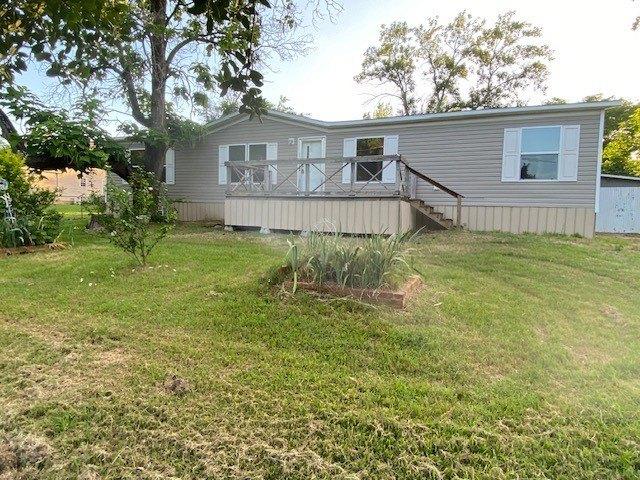 111 Pine St, Ravenna, TX 75476