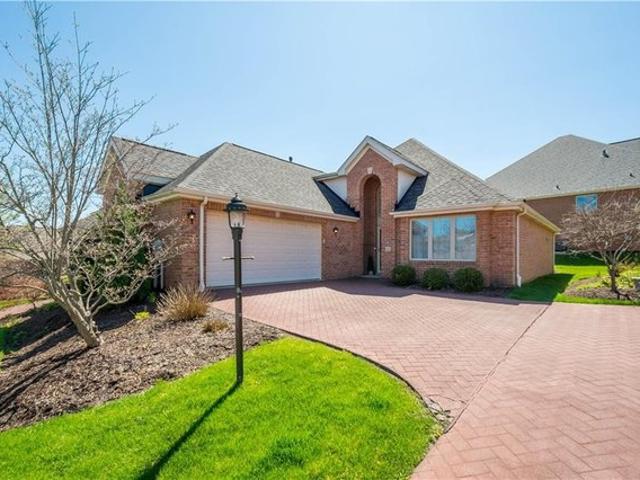 111 Prestonwood Ln, Canonsburg, PA 15317