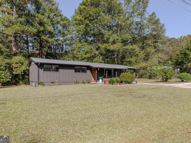 111 Robinhood Drive