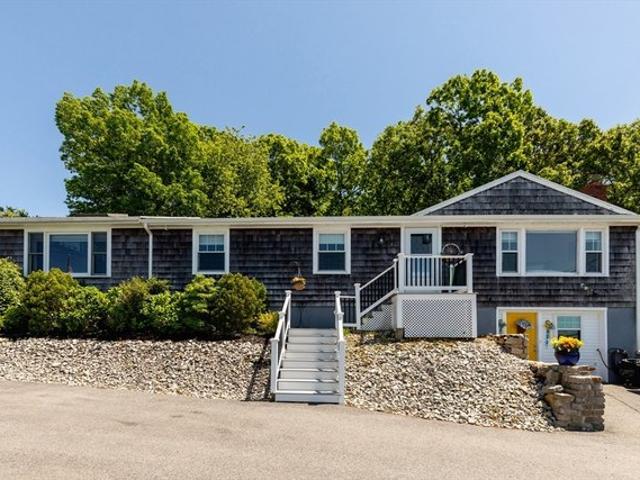 111 Rocky Hill Rd, Plymouth, MA 02360
