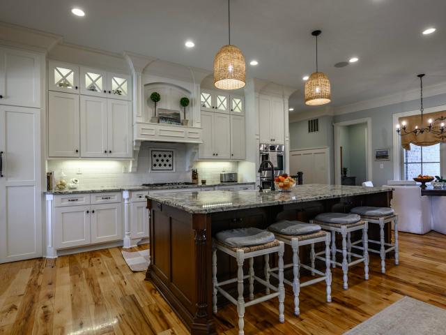 111 Roseburg Way