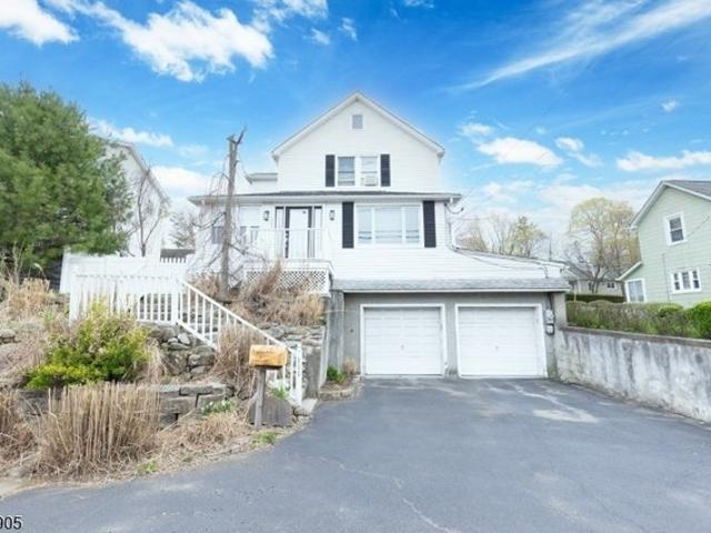 111 Ramapo Valley Rd, Mahwah, NJ 07430